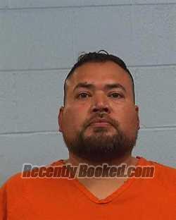 Recent Booking / Mugshot for Ruben Montez Juarez in Williamson County ...