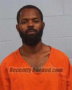 Recent Booking / Mugshot for Jonathan Lee Jones in Williamson County, Texas