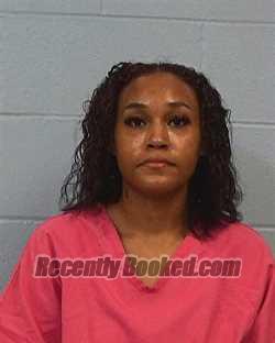 Recent Booking / Mugshot for Lauren Nevaeh Freeman in Williamson County ...