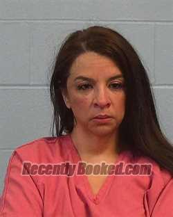 Recent Booking / Mugshot for Jamie Nicole Nesbitt in Williamson County ...