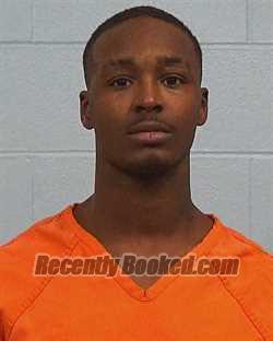 Recent Booking / Mugshot for Edrick Dickerson in Williamson County, Texas