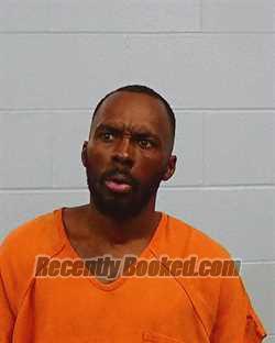 Recent Booking / Mugshot for Xavier Terrial Finley in Williamson County ...