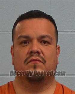 Recent Booking / Mugshot for Johnny Morones in Williamson County, Texas