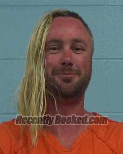 Recent Booking / Mugshot for Dustin Garrett Mclean in Williamson County ...