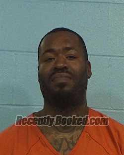 Recent Booking / Mugshot for Perry L Banks in Williamson County, Texas