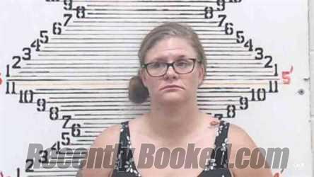 Recent Booking / Mugshot for Stephanie Marie Hight in Brown County, Kansas