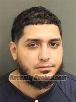 Recent Booking / Mugshot for LUIS ENRIQUE ROSADO in Orange County, Florida