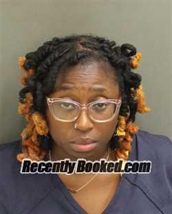 Recent Booking / Mugshot for PHYLICIA RENEE PAUL in Orange County, Florida