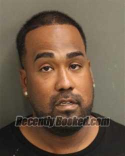 Recent Booking / Mugshot for RUBEN JR COLLAZO in Orange County, Florida