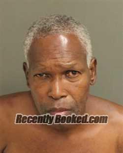 Recent Booking / Mugshot for MICHAEL L BENNETT in Orange County, Florida