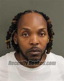 Recent Booking / Mugshot for DWAYNE MATHIS KING in Orange County, Florida