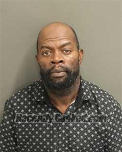 Recent Booking / Mugshot for VICTOR GUE in Orange County, Florida