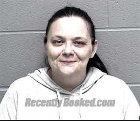Recent Booking / Mugshot for HEATHER RENEE THOMAS in Crawford County ...