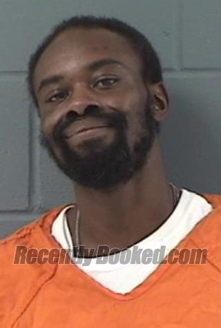 Recent Booking / Mugshot for DEDRIC MAURICE DANIELS in Geary County, Kansas