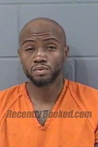 Recent Booking / Mugshot for CURTIS DEANDRE JACKSON in Geary County, Kansas