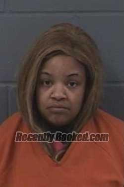 Recent Booking / Mugshot for ASIA CHANTREL CHANNEL FOSTER in Geary ...