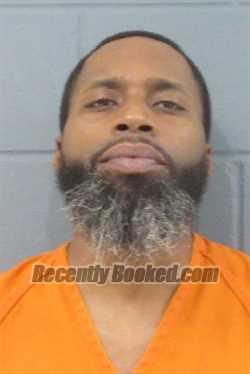 Recent Booking / Mugshot for SERGIO KAPRIX QUARLES in Geary County, Kansas