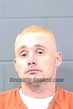 Recent Booking / Mugshot for JOSHUA SHANE LINVILLE in Geary County, Kansas