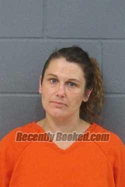 Recent Booking / Mugshot for WHITNEY GALE LARIVIERE in Geary County, Kansas