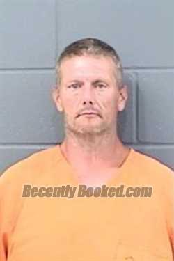 Recent Booking / Mugshot for JEREMY ALEXANDER BARKER in Geary County ...