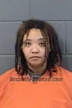 Recent Booking / Mugshot for DAYSIA SIMONE WILLIAMS in Geary County, Kansas