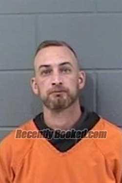 Recent Booking / Mugshot for CHRISTOPHER MICHAEL HEATH in Geary County ...