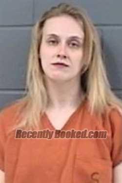 Recent Booking / Mugshot for MIYA FAITH HARLIN in Geary County, Kansas