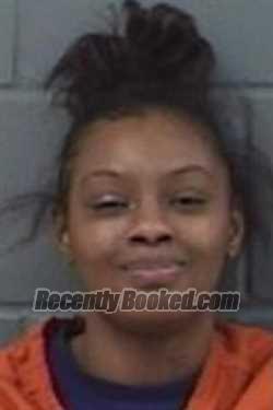 Recent Booking / Mugshot for KIERRA J THOMPSON in Geary County, Kansas