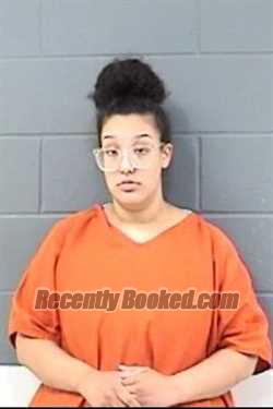Recent Booking / Mugshot for MAKAYLA RENE HAMILTON in Geary County, Kansas