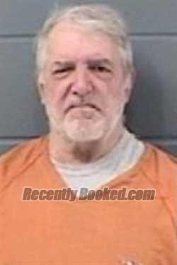 Recent Booking / Mugshot for DOUGLAS WAYNE JUNIOR MOCK in Geary County ...
