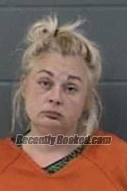Recent Booking / Mugshot for CHELSEY NICOLE SIMS in Geary County, Kansas