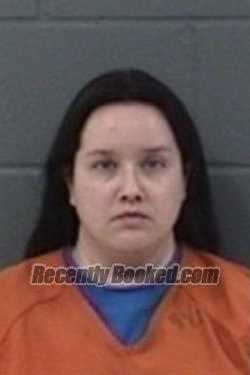 Recent Booking / Mugshot for AMBER LYNETTE TORRES in Geary County, Kansas