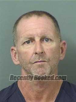 Recent Booking / Mugshot for DANIEL KEEFE ERWAY in Palm Beach County ...