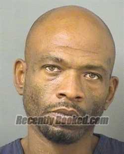 Recent Booking / Mugshot for ANTONIO MURRAY in Palm Beach County, Florida