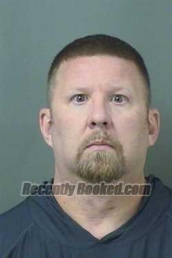 Recent Booking / Mugshot for KENNETH JOHN JONES in Palm Beach County ...