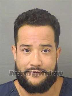 Recent Booking / Mugshot for ROBERT L CLAUDIO in Palm Beach County, Florida