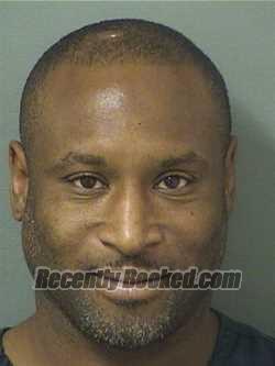 Recent Booking / Mugshot for JERONE Jr DUNBAR in Palm Beach County, Florida