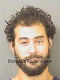 Recent Booking / Mugshot for MATTHEW JOSEPH AVOLETTA in Palm Beach County, Florida