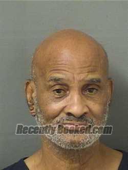 Recent Booking / Mugshot for ROY SANDRES DAVIS in Palm Beach County ...