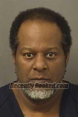 Recent Booking / Mugshot for KOREY RAYNARD SANDERS in Palm Beach County ...