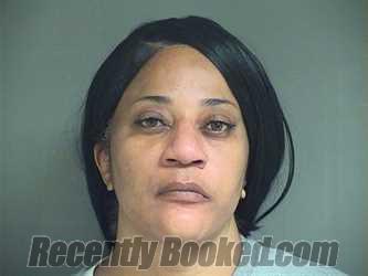 Recent Booking / Mugshot for GENEVA R FACON in Palm Beach County, Florida