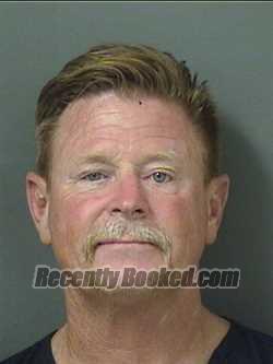 Recent Booking / Mugshot for ROBERT LEE MORRIS in Palm Beach County ...