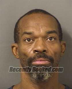Recent Booking / Mugshot for DWAYNE CHRISTOPHER BROWN in Palm Beach ...