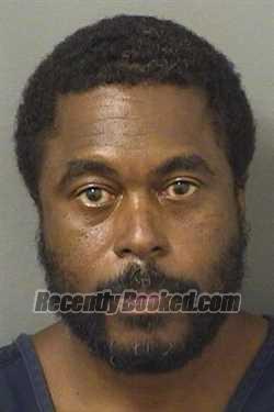 Recent Booking / Mugshot for CONVENTONG THOMAS in Palm Beach County ...