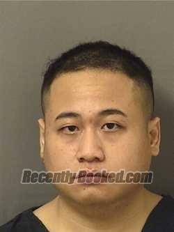 Recent Booking / Mugshot for LOC LE in Palm Beach County, Florida