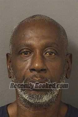 Recent Booking / Mugshot for THADDEUS DEMETRIUS BROWN in Palm Beach ...