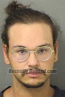 Recent Booking / Mugshot for ISAIAH P SINGLETON in Palm Beach County ...