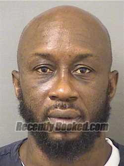 Recent Booking / Mugshot for DWAYNE CHARLES AUSTIN in Palm Beach County ...
