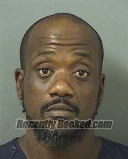 Recent Booking / Mugshot for EMANUEL DONTAIN WALKER in Palm Beach ...