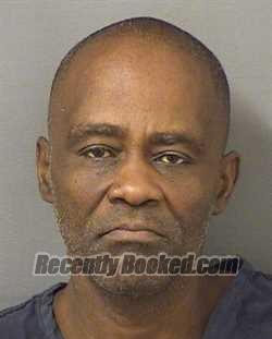 Recent Booking / Mugshot for ROBERT EARL LEWIS in Palm Beach County ...